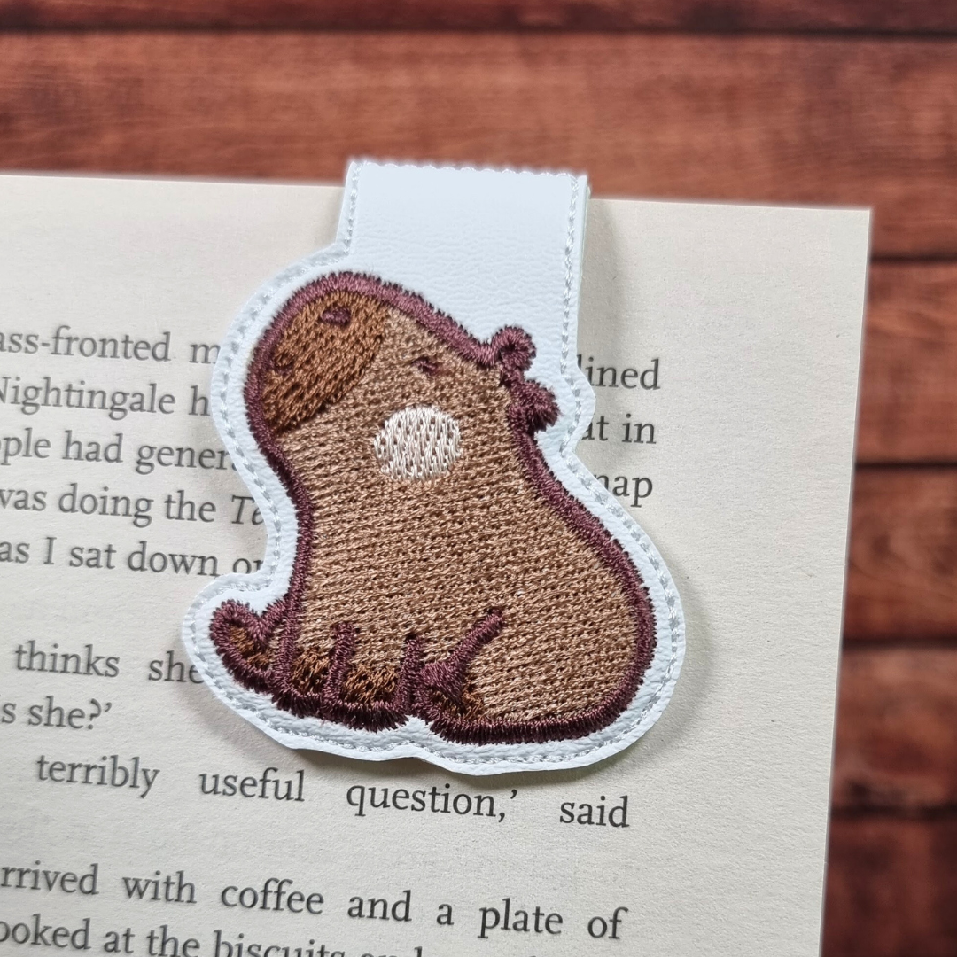 Capybara | Magnetic Bookmark – Laurelcottagecrafts